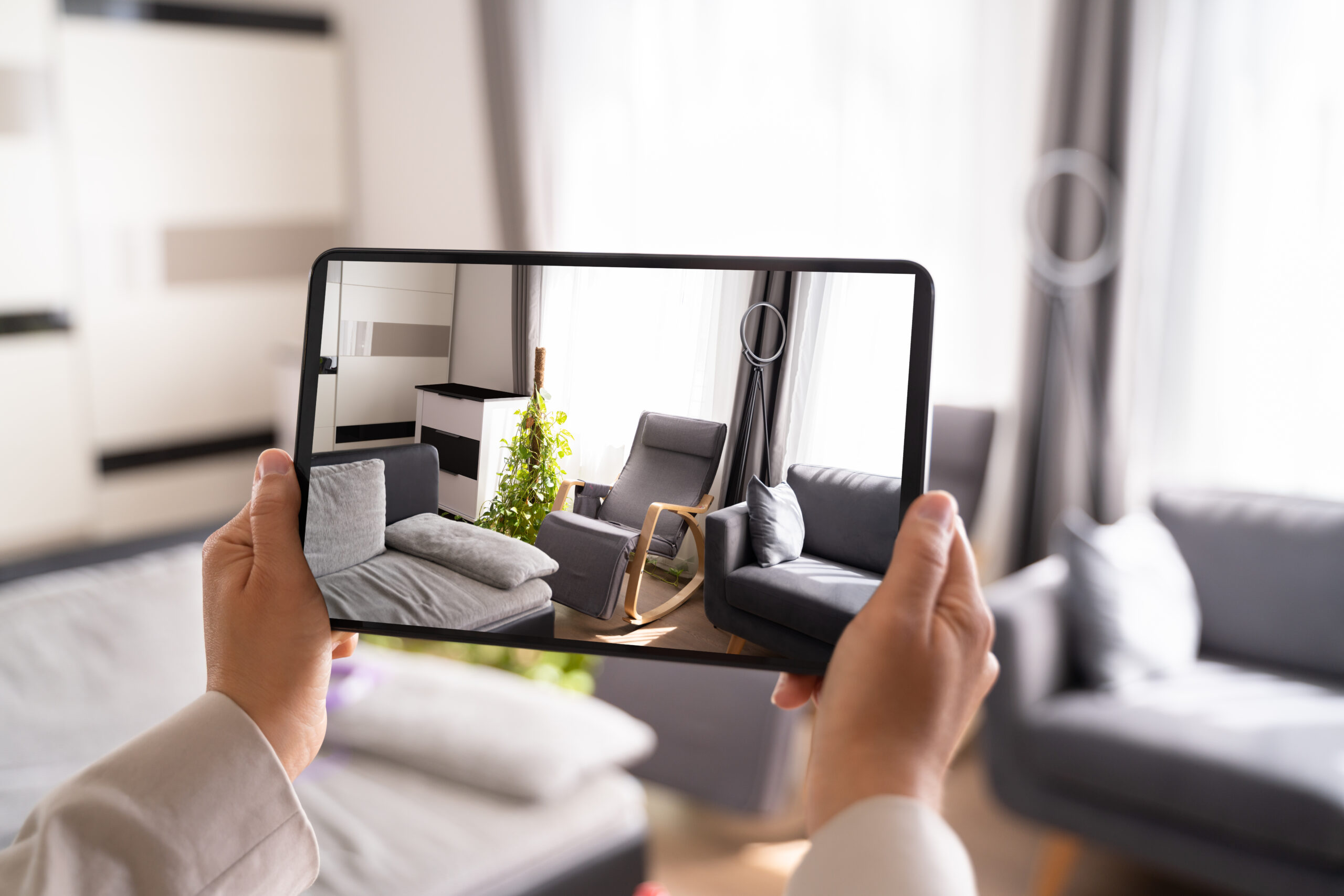 Video Walkthroughs vs Virtual Tours: What’s the Difference? - WindowStill