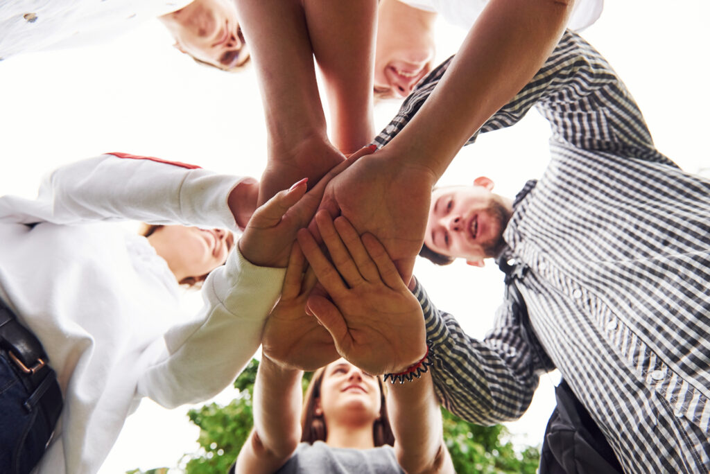 Team Up for Success: How to Build Synergy in the Workplace - WindowStill